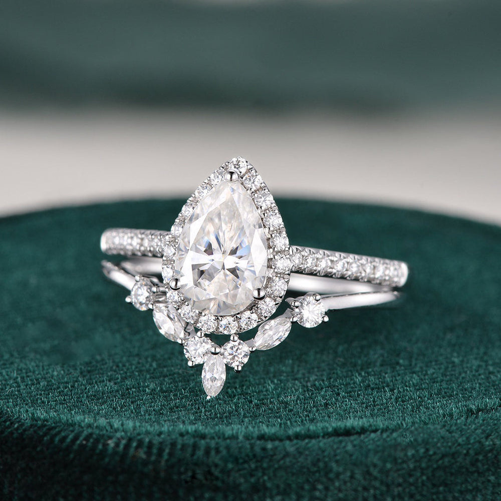 2.0CT Pear Cut Halo Moissanite Diamond Bridal Engagement Set